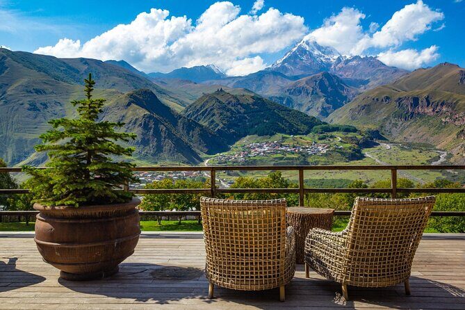 Tbilisi: 2-Day Tour to Gudauri and Kazbegi - Day 2: Free Time and Scenic Exploration