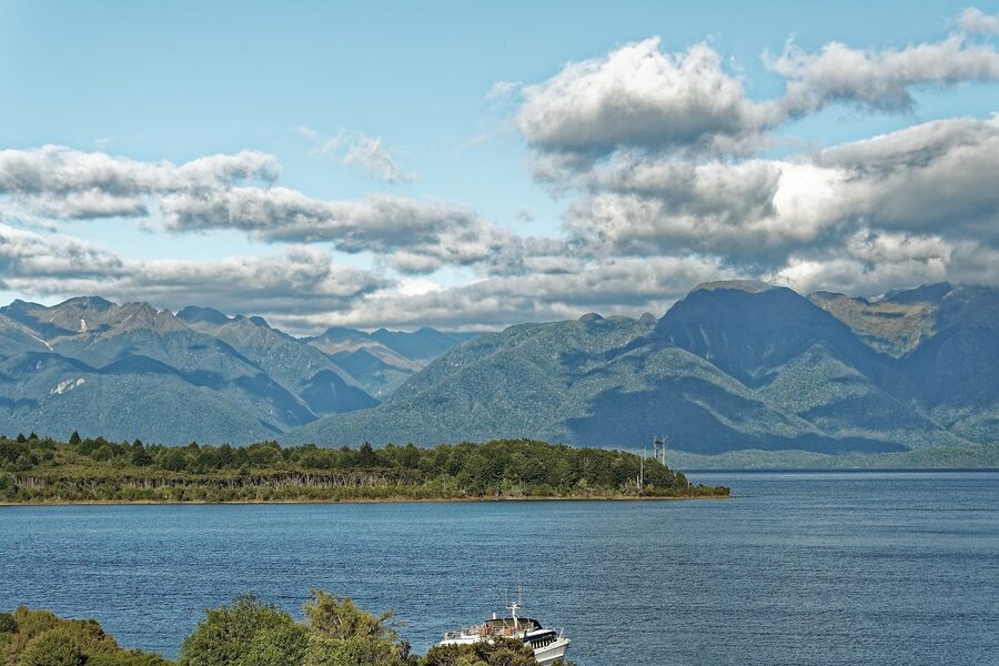 Lake Te Anau view with mountains in Fiordland National Park