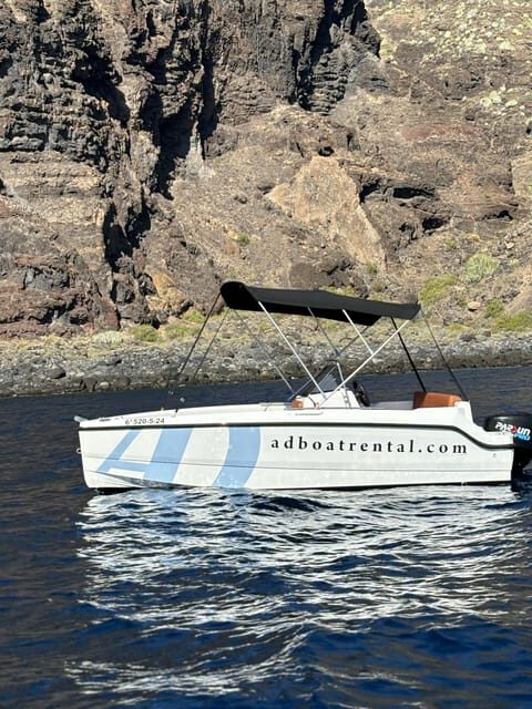 Tenerife: rent a boat without license - The Experience Itself