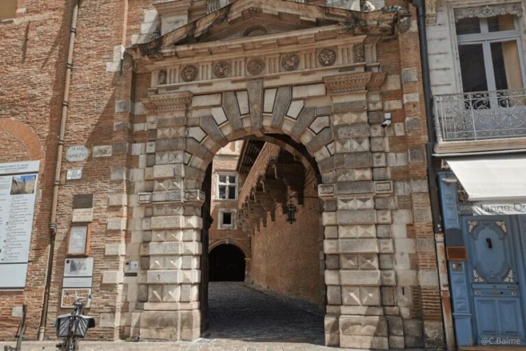 The Belle Paule's Tale of Renaissance Toulouse - Value and Practical Details