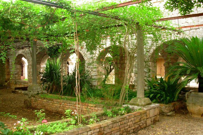 The Best of Hvar Small Group with Wine Tasting and Local meal - Value for Money