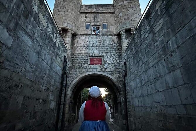 The Bloody Tour of the York Walls with Mad Alice - The Historic Gateways and Their Stories