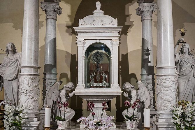 The Eucharistic Miracle & the Holy Face Private Tour from Rome - Who Should Consider This Tour?