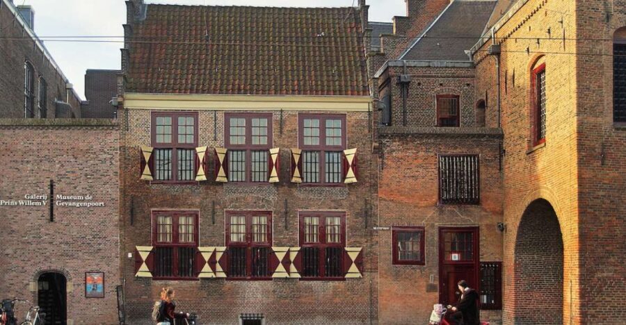 The Hague: Prison Gate Museum - The Setting and Historical Context