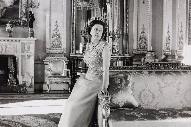 The Kings Gallery - Queen Elizabeth II: Her Life in Style - The Pros and Cons of Visiting