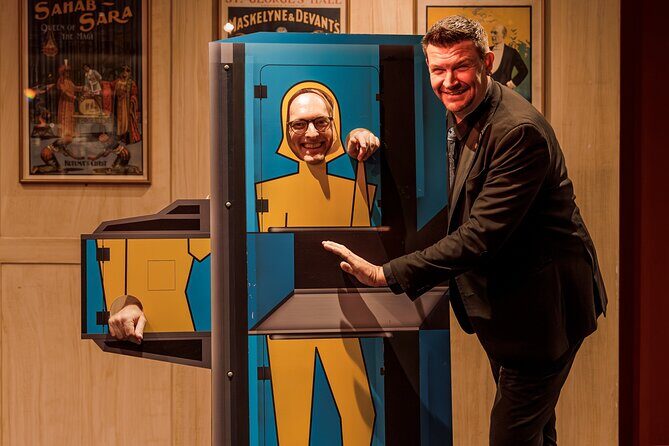 The Magic Circle Tour: The real life Wizards' School! - What We Loved About the Experience