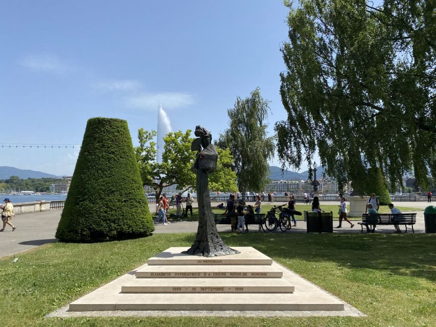 The Many Faces of Geneva: Self-Guided Audio City Tour - A Comprehensive Look at the Tour Experience