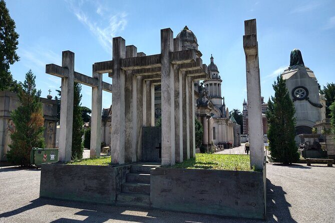 The Monumental Cemetery of Milan guided experience - What the Tour Experience Is Like