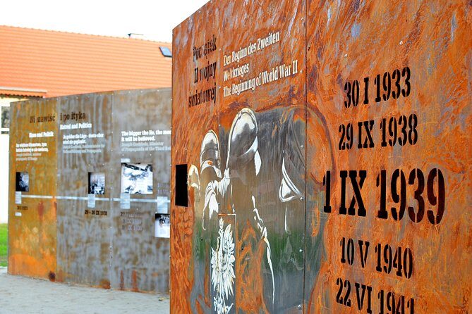 The secrets of World War II - What’s Included and What to Expect