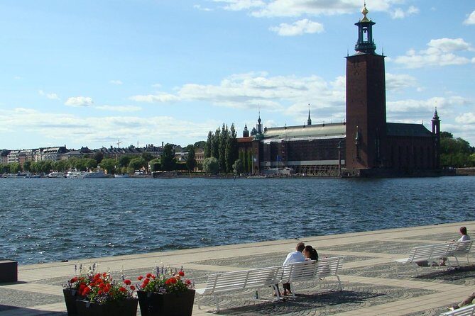 The Story of Stockholm and Sweden in Three Chapters, a Small Group Walking Tour - Exploring Riddarholmen and Its Significance
