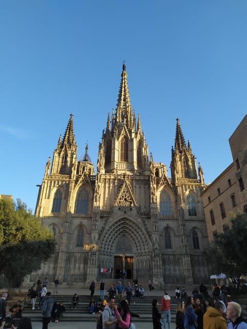 The Timeless Beauty of Barcelonas Gothic and Born Quarters - Roman Roots and Medieval Marvels