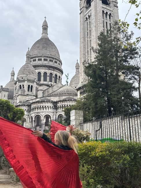 The voice of Montmartre is a must-see in Paris - The Value of a Musical Guided Tour
