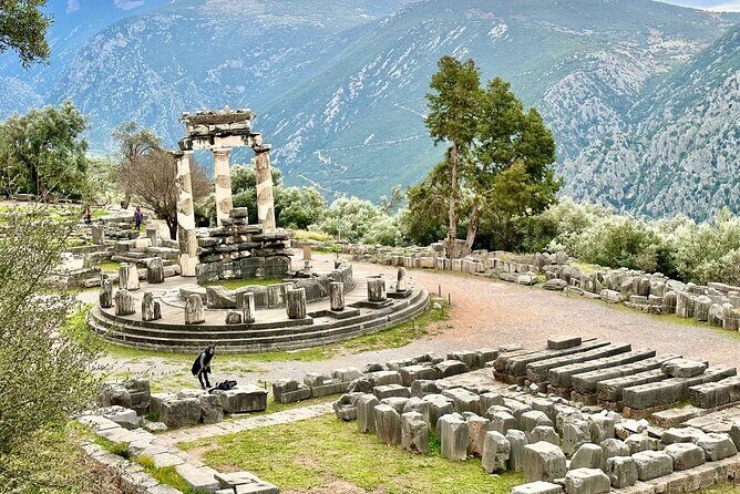 Thermopylae The battle of the 300 Spartans & Delphi Day Tour - Who Is This Tour Best For?