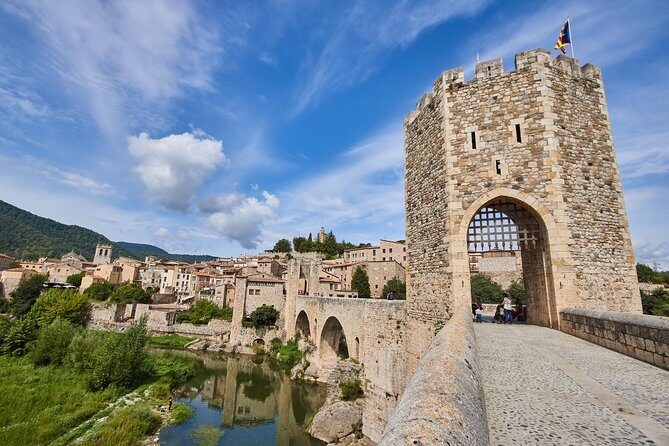 Three Medieval Gems & Local Lunch Private Tour from Barcelona - Why This Tour Offers Good Value