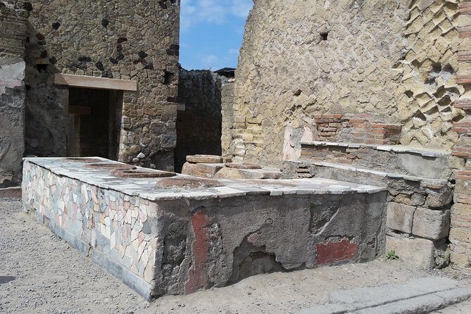 Tour in the ruins of Herculaneum with an archaeologist - Why Choose This Tour?
