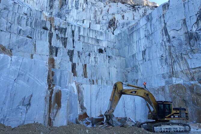 Tour of Carrara Marble: Quarry, Museum and Food Tasting - Practical Tips for Travelers