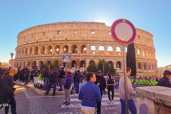 Tour of Colosseum, Roman Forum & Palatine Hill Experience - Pros and Cons