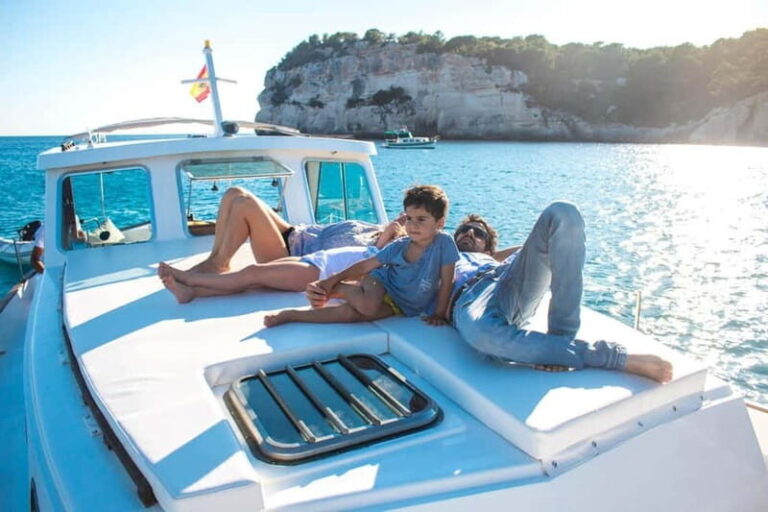 Traditional boat 10 beaches in the south of Menorca. Snorkeling, SUP and drinks - The Guide: Knowledgeable and Passionate