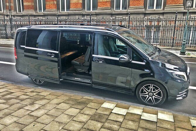 Transfer Brussels Airport (BRU) --> City Center 7 PAX (ONE WAY) - What to Expect During Your Transfer