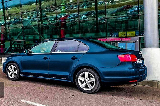 Transfer Sofia Airport/city to Plovdiv with a sedan 3+1 - Key Points