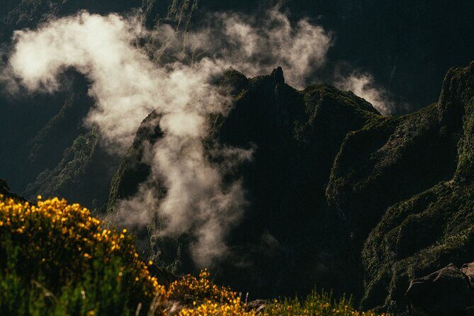 Transfer to Picos da Madeira - Pico do Arieiro and Pico Ruivo - How the Day Unfolds