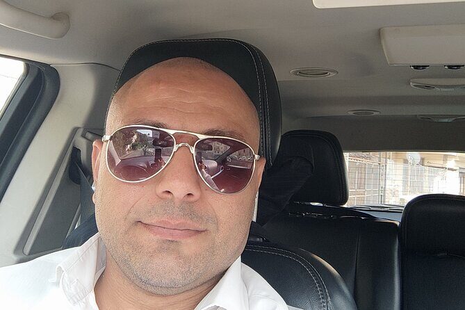 Transfers Airport, port, train, hotel in Naples - The Booking Experience and Price