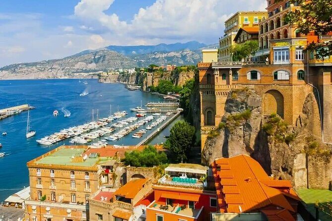 Transfers From Naples Airport Or Train Station To Sorrento - The Experience in Detail