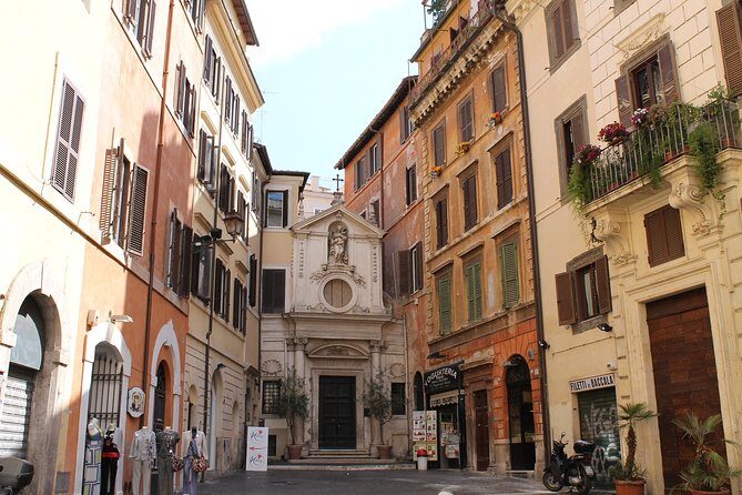 Trastevere and Jewish Ghetto Semi Private Tour MAX 6 PEOPLE GUARANTEED - The Jewish Ghetto: A Layered History