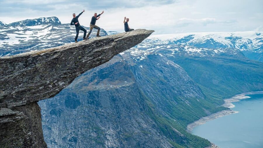 Trolltunga: Trolltunga Summer Hike - The Experience from the Guides’ Perspective