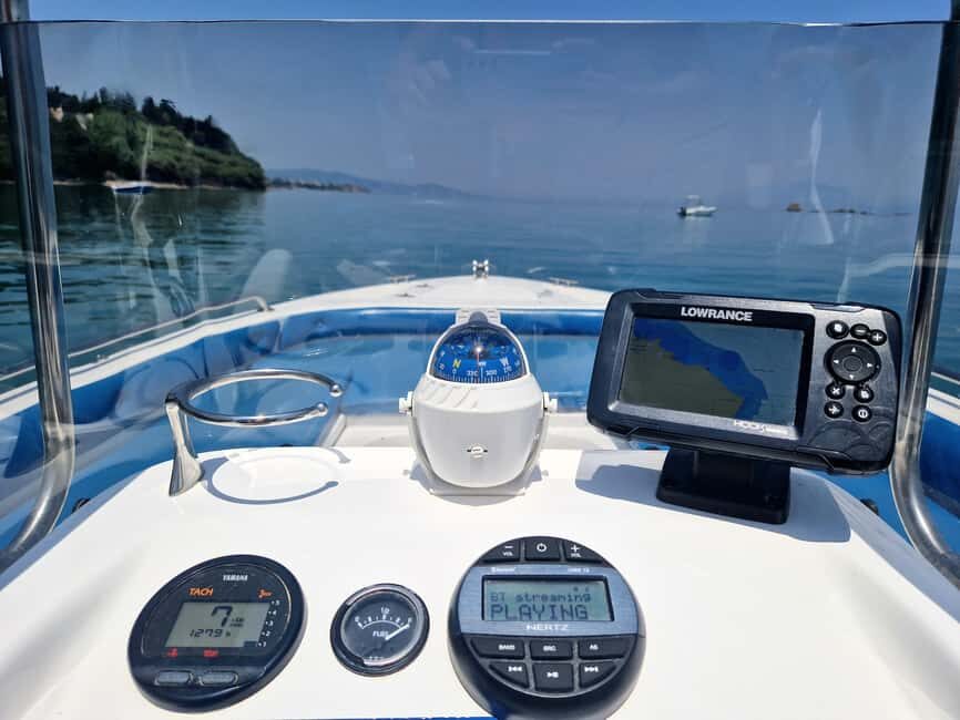 Tsilivi Self-Drive Boat to Shipwreck Cove & Blue Caves - The Experience from a Traveler’s Perspective