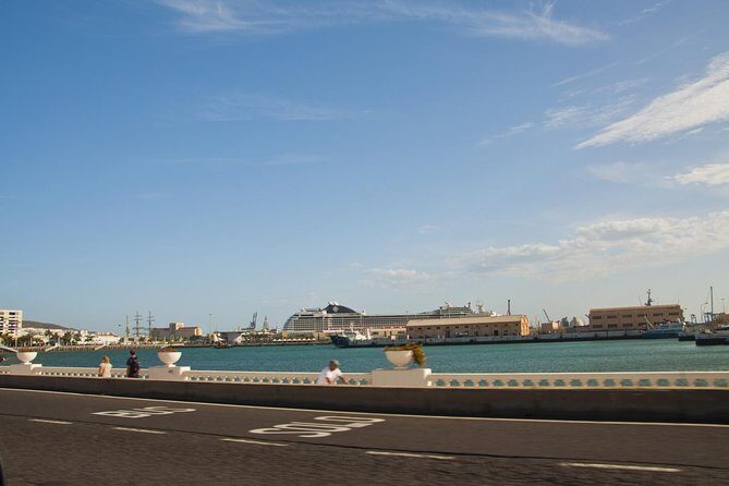 Tuk-Tuk Neighbourhoods Tour around Las Palmas de Gran Canaria - What Reviewers Appreciated Most