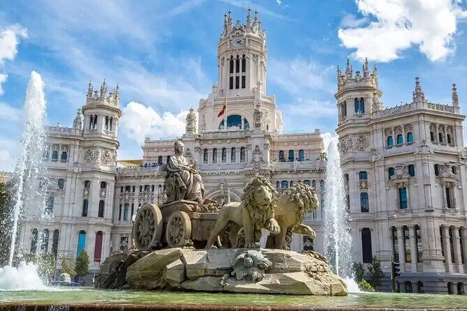 Tuk Tuk Tour Madrid 90 mins - What Sets This Tour Apart?