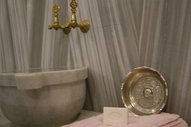 Turkish Bath with Oil Massage - Authenticity and Atmosphere