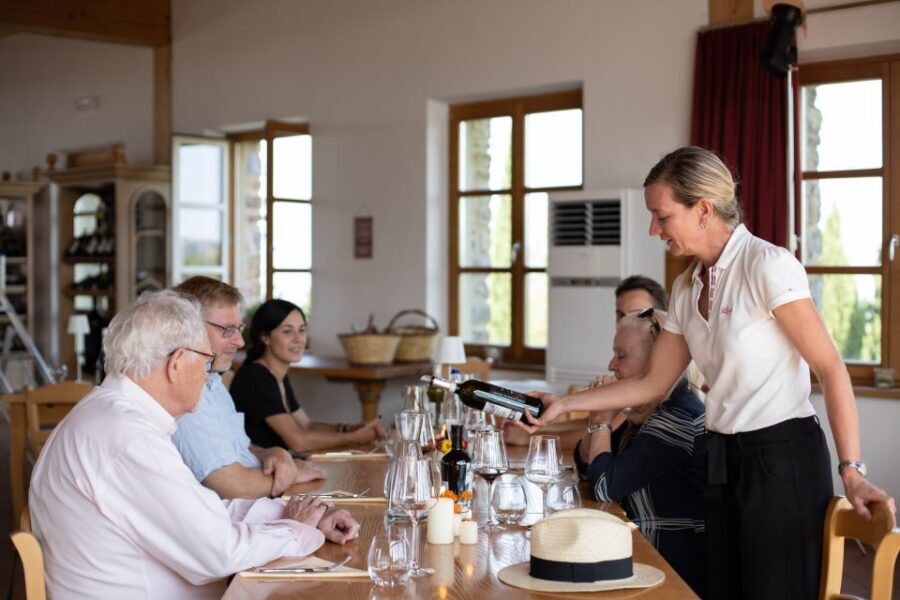 Tuscany: Classic Wine Tasting - Why This Tour Works Well