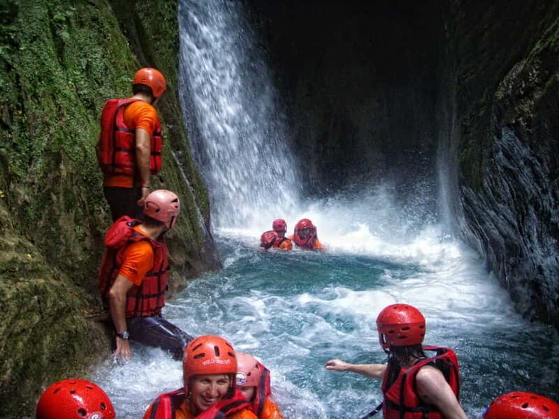 Tzoumerka: Rafting Arachthos Trail: Plaka Bridge- Tzari - What Makes This Tour Stand Out?