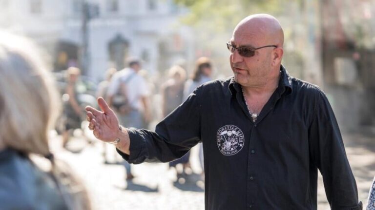 Uncle Jan's Neighborhood Tours - The Value of the Tour