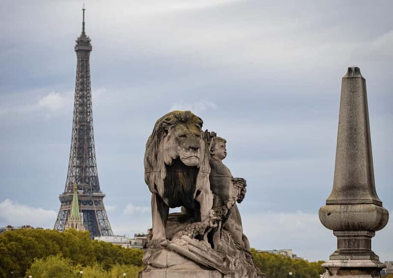 Unknown Paris: Walking Tour with an Expert Guide - The Experience: What Makes This Tour Special?