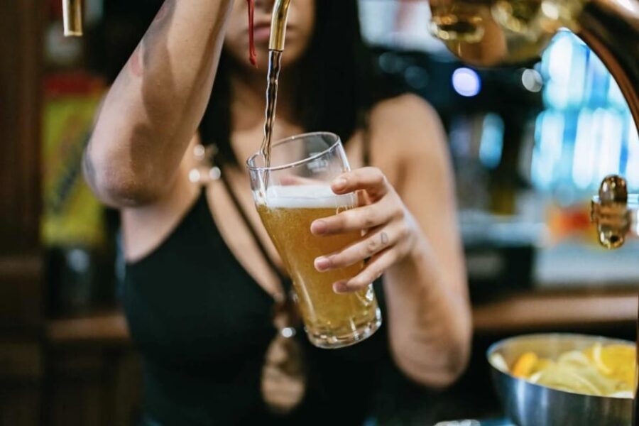 Utrecht: Ludwig's Original Pub Crawl with VIP Club Entry - The Itinerary Breakdown