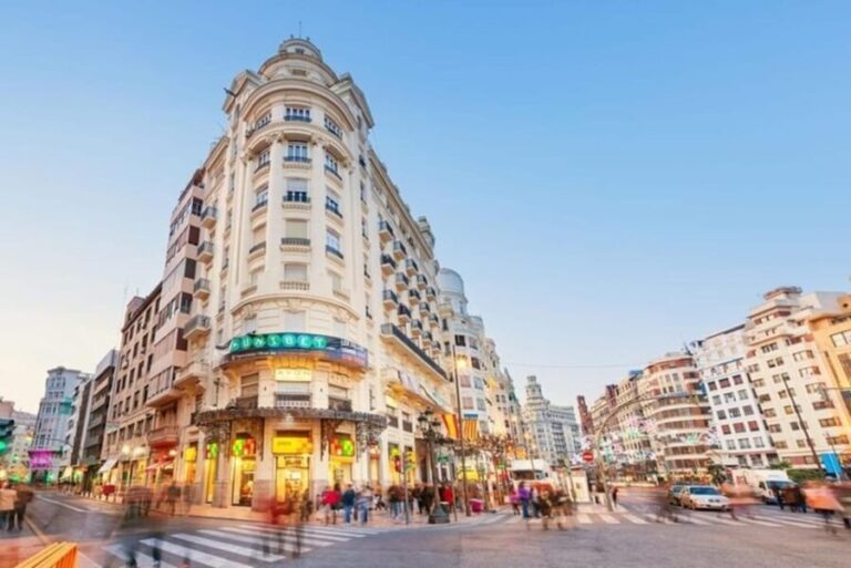 Valencia: Must-See Attractions Walking Tour - Is the Price Worth It?