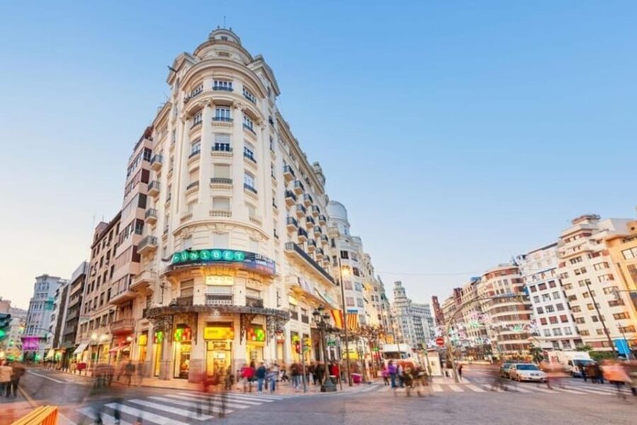 Valencia: Must-See Attractions Walking Tour - Is the Price Worth It?