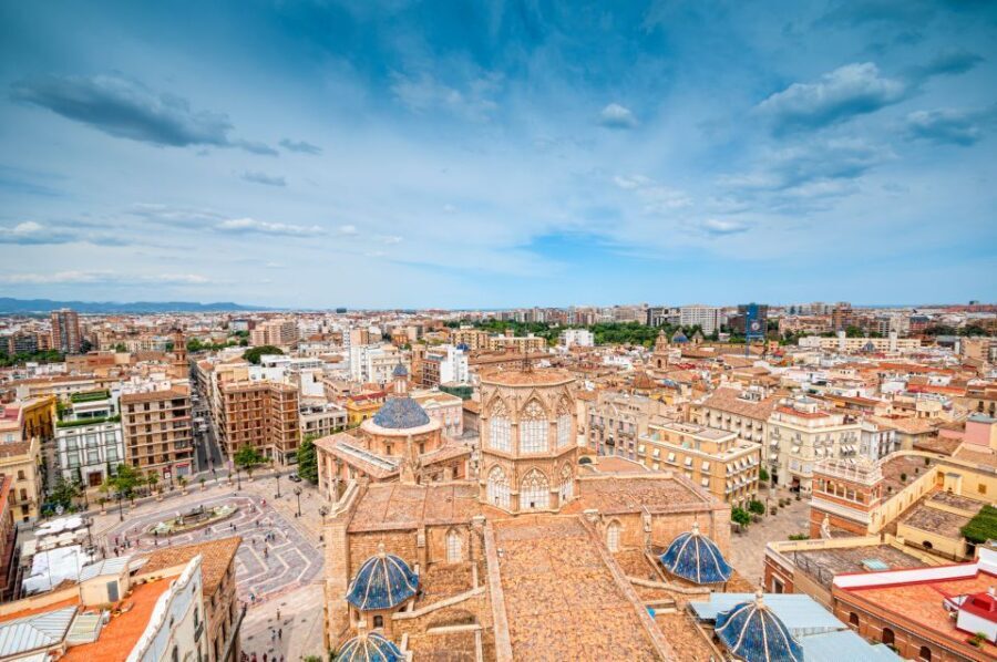 Valencia: Self-guided Audio Tour on Your Smartphone - Who Should Consider This Tour?