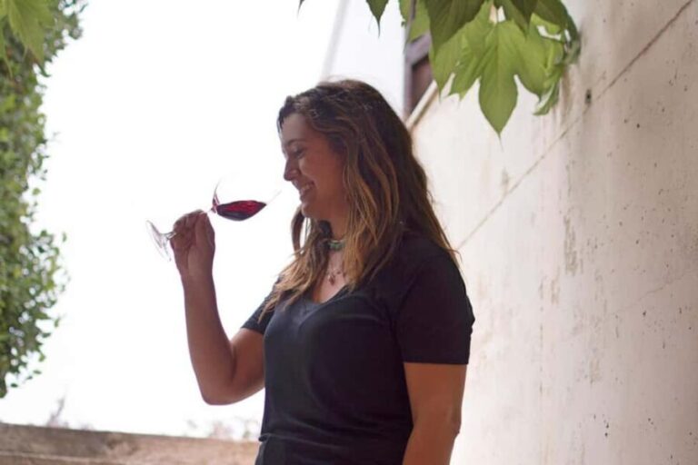 Valencia: Vineyard Tour, Local Wine, Cava Tasting & Snacks - FAQ