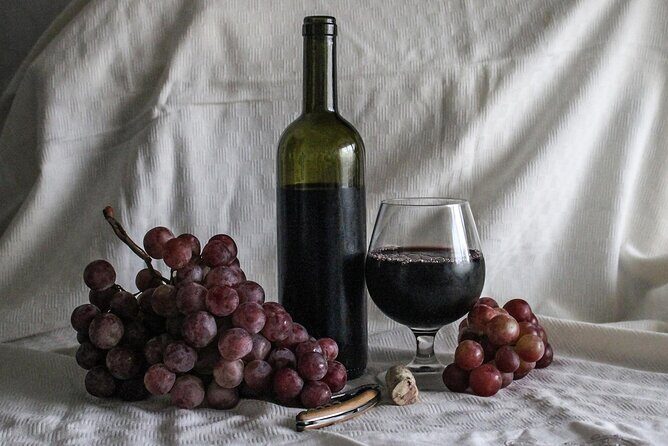 Varenna: guided Walking Tour with Wine & Food tasting - The Itinerary in Detail