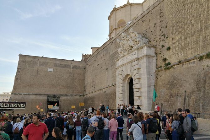 Vatican museum's & Sistine Chapel Reserved Entrance - The Sum Up