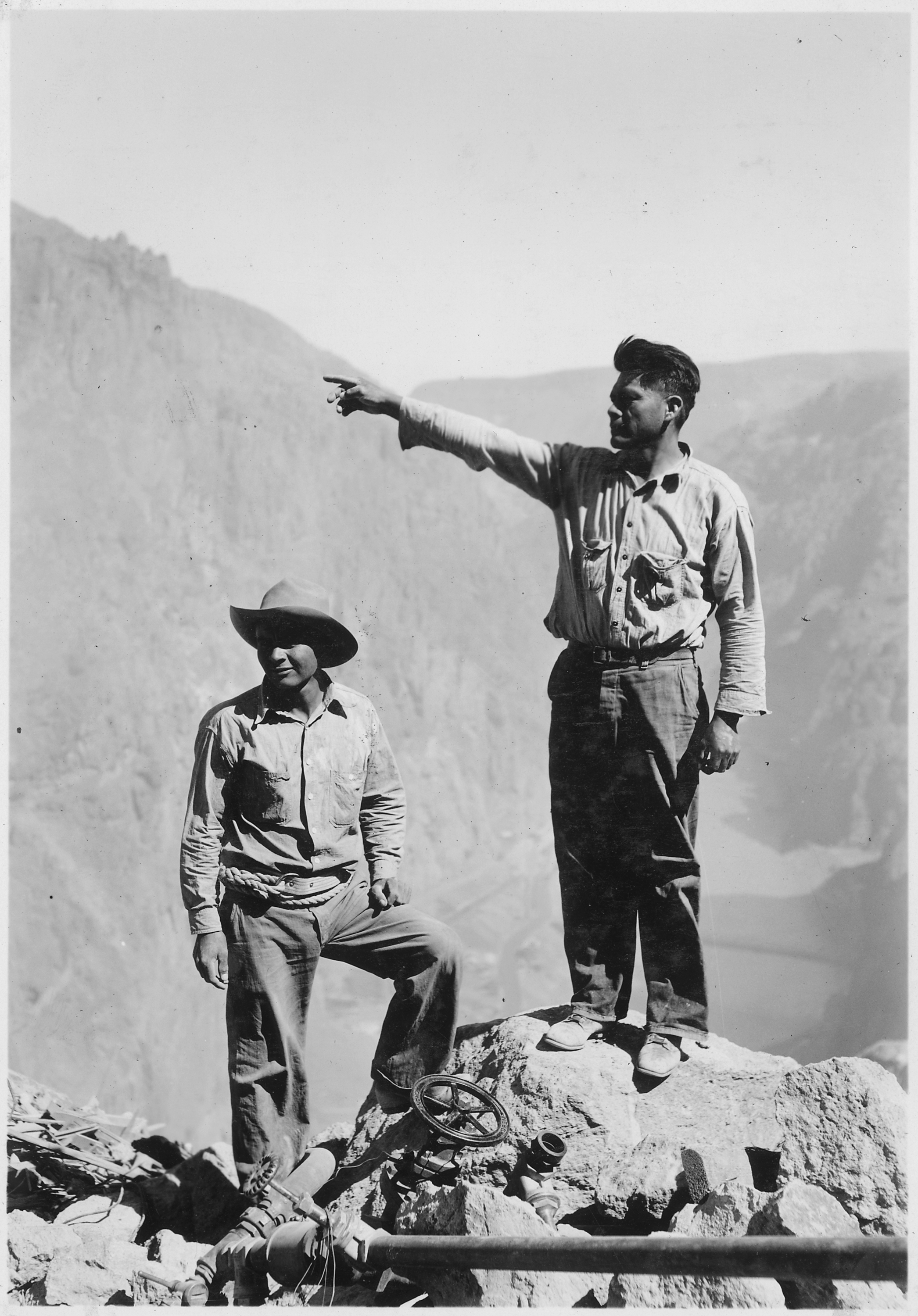Apache Indian high-scalers working on Hoover Dam construction 1930s
