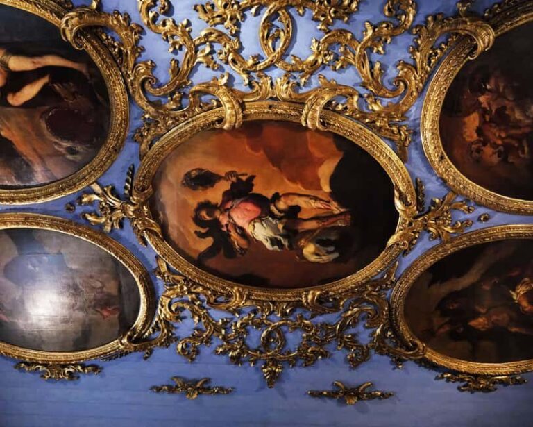 Venice: 1700 Grand Canal Palace Insight & Casanova's Allure - Practicalities and Tips