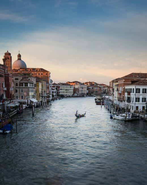 Venice: St. Marks Walking Tour & Gondola Traghetto Crossing - Authenticity & Value