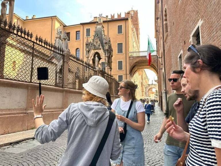 Verona: Street Food Tour and City Guided Sightseeing - Tasting Veronese Flavors