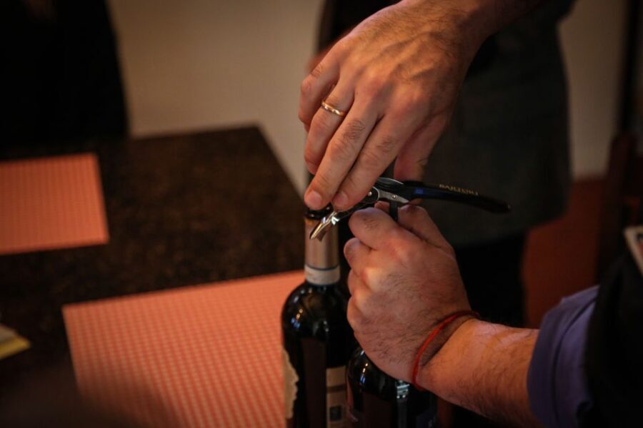 Verona: White Wine Tasting - Who Will Love This Experience?