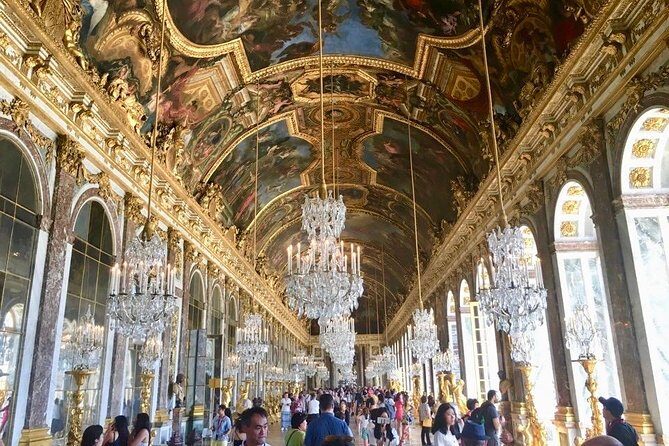 Versailles Palace & Marie-Antoinette's Estate Full Day Private Tour from Paris - Marie-Antoinette’s Hamlets: Step Back in Time